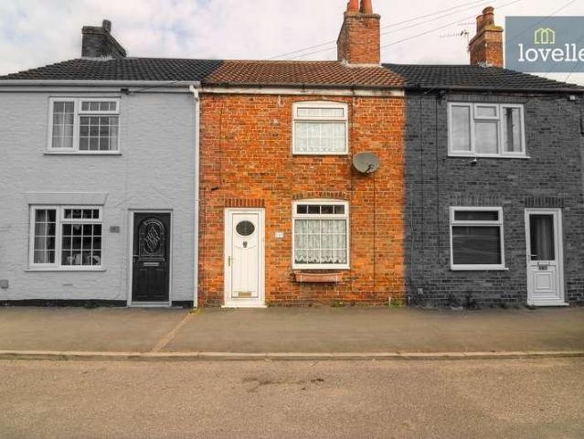 2 bed house for sale