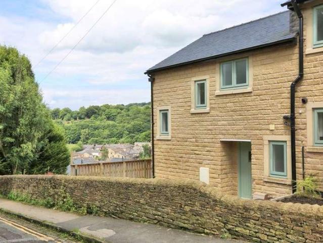 2 bed house for sale