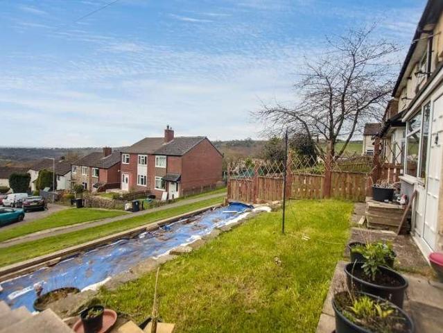 2 bed house for sale