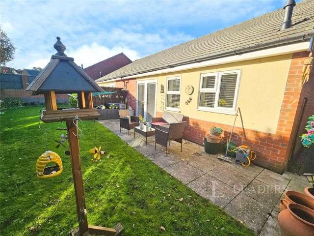 2 bed house for sale