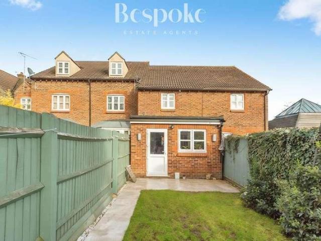2 bed house for sale