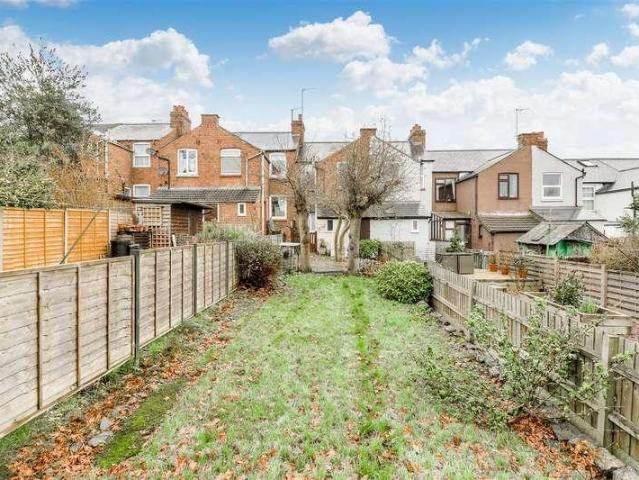 2 bed house for sale