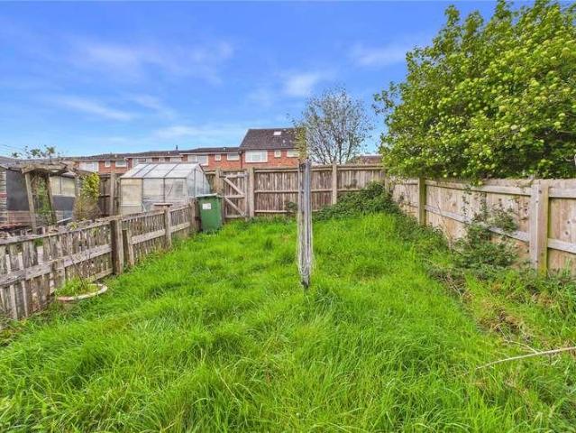 2 bed house for sale