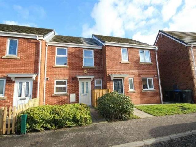 2 bed house for sale