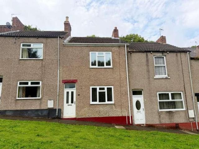 2 bed house for sale