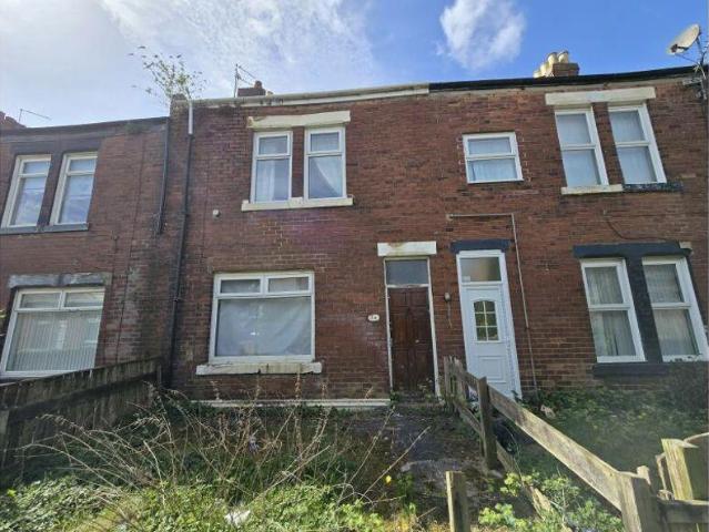 2 bed house for sale