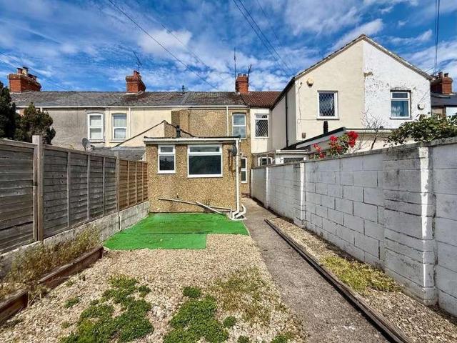 2 bed house for sale