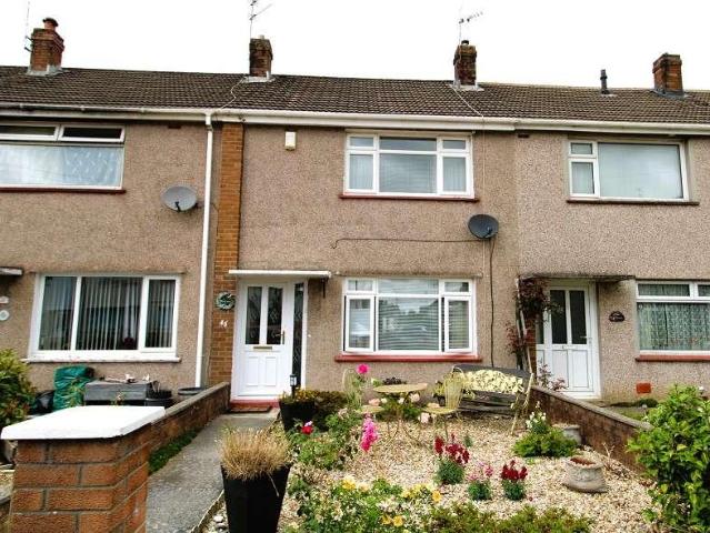 2 bed house for sale