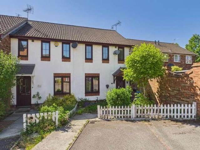 2 bed house for sale