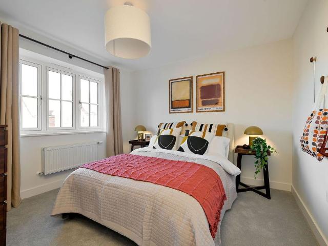 2 bed house for sale