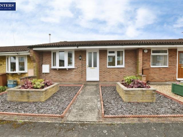 2 bed house for sale