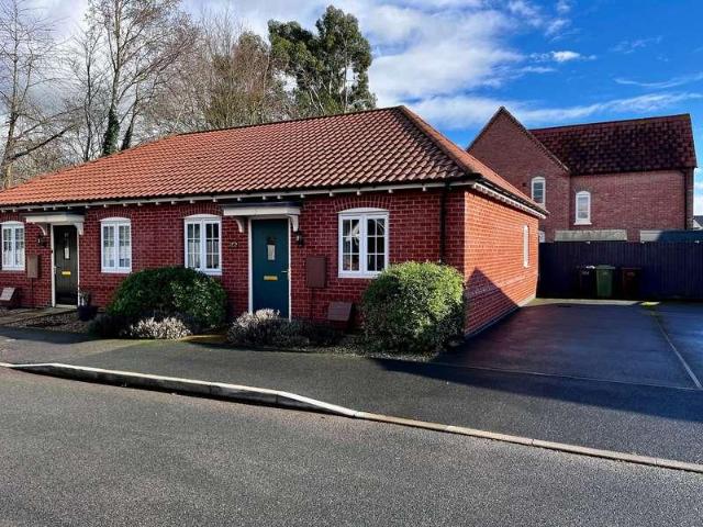 2 bed house for sale