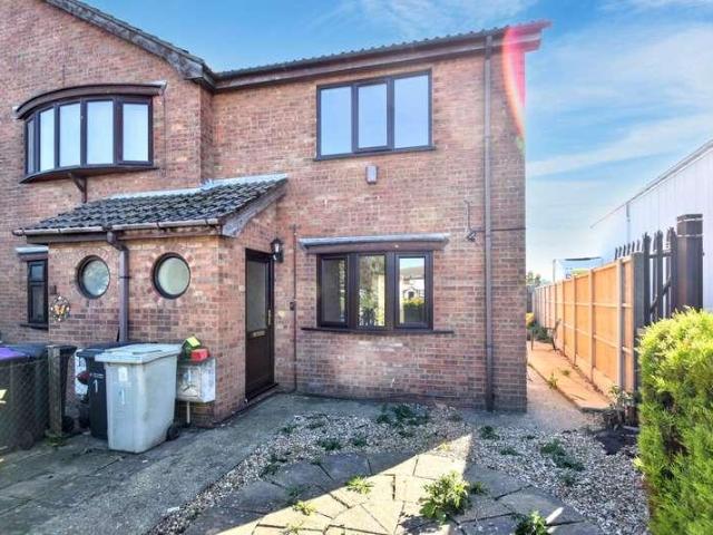 2 bed house for sale