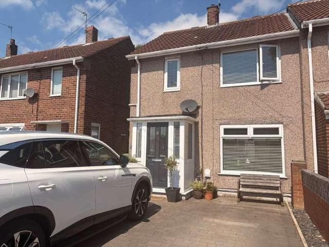 2 bed house for sale