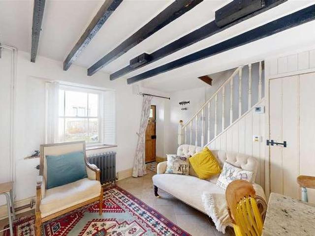 2 bed house for sale