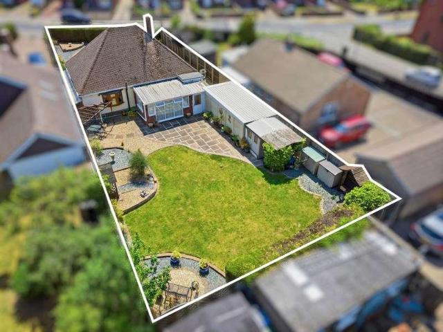 2 bed house for sale