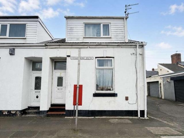 2 bed house for sale