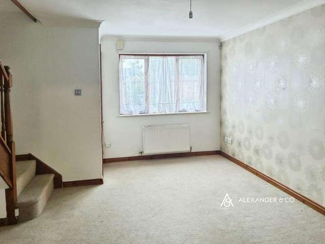 2 bed house for sale