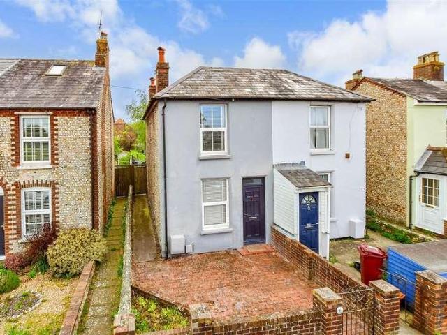 2 bed house for sale