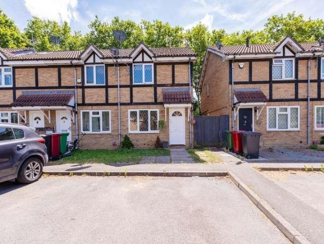2 bed house for sale