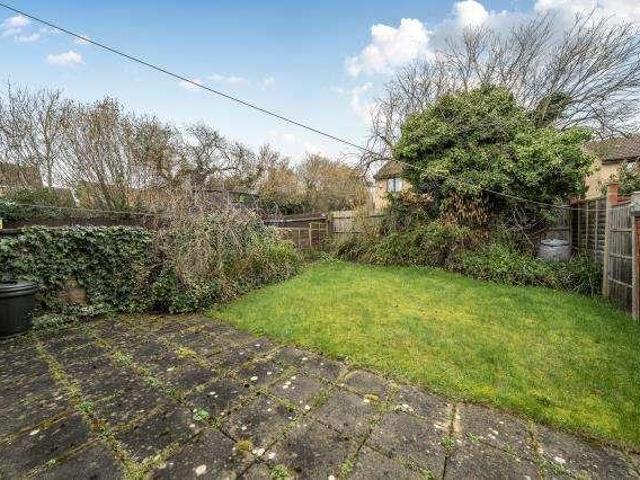 2 bed house for sale
