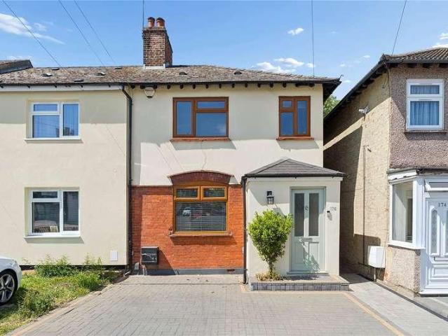 2 bed house for sale