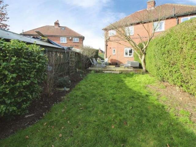 2 bed house for sale