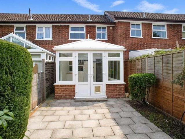 2 bed house for sale