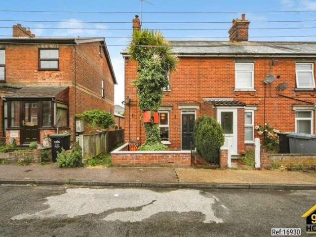 2 bed house for sale