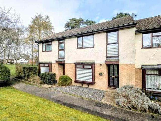 2 bed house for sale