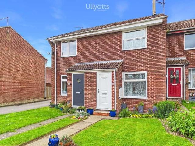 2 bed house for sale