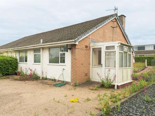 2 bed house for sale