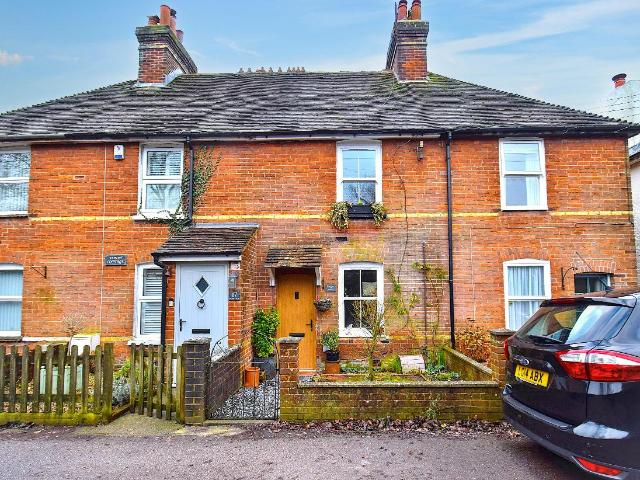 2 bed house for sale