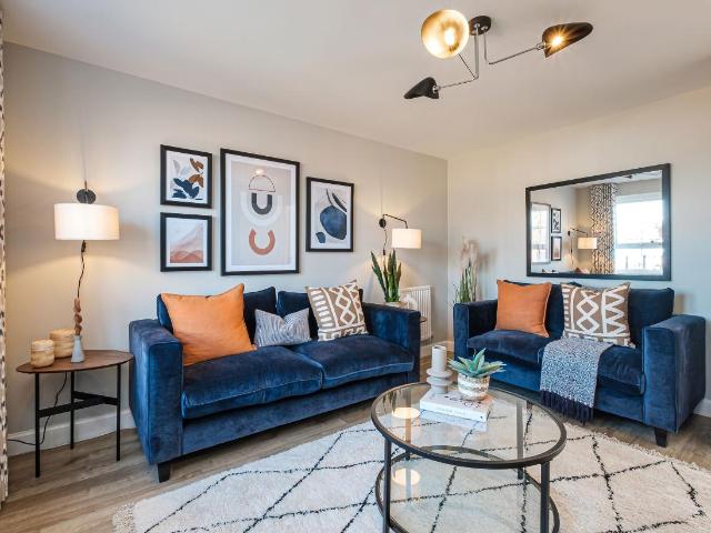 2 bed house for sale