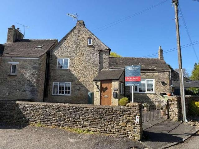 2 bed house for sale