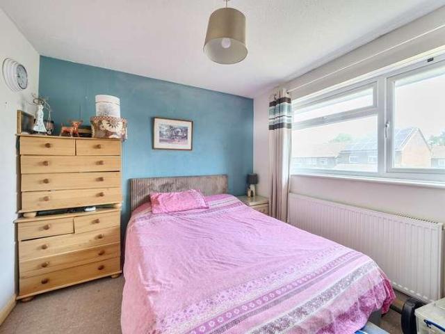 2 bed house for sale