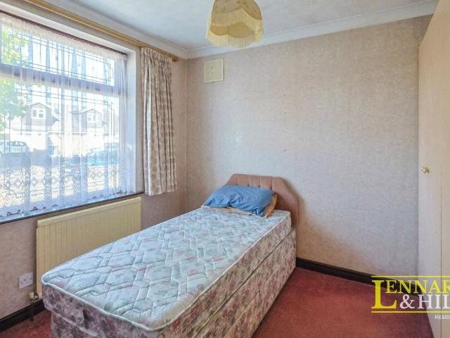 2 bed house for sale