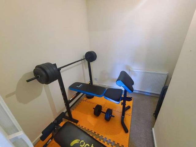 2 bed house for sale