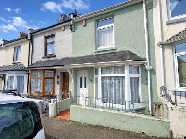 2 bed house for sale