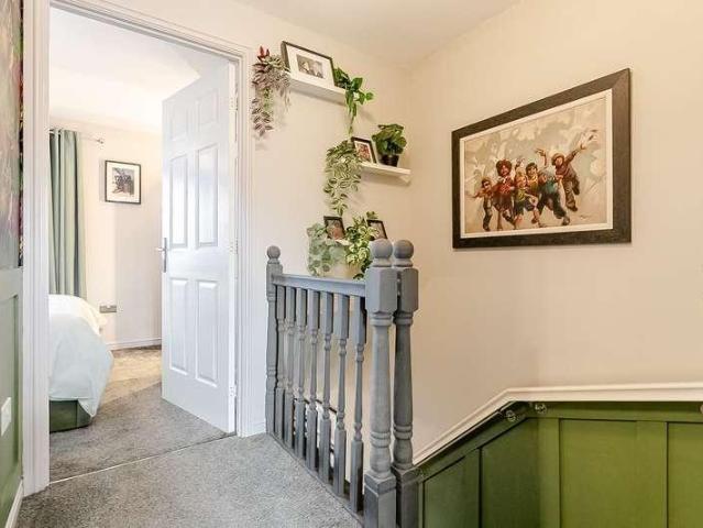 2 bed house for sale