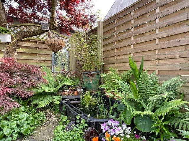 2 bed house for sale