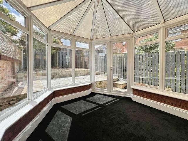 2 bed house for sale