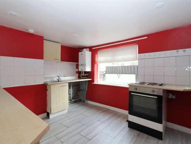 2 bed house for sale