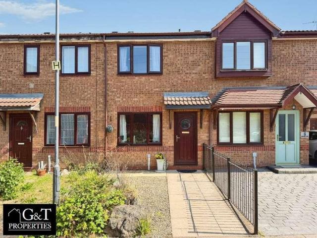2 bed house for sale