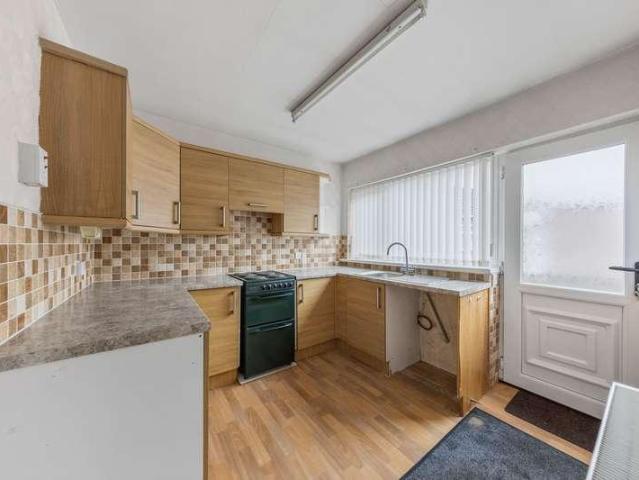2 bed house for sale