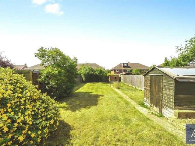 2 bed house for sale