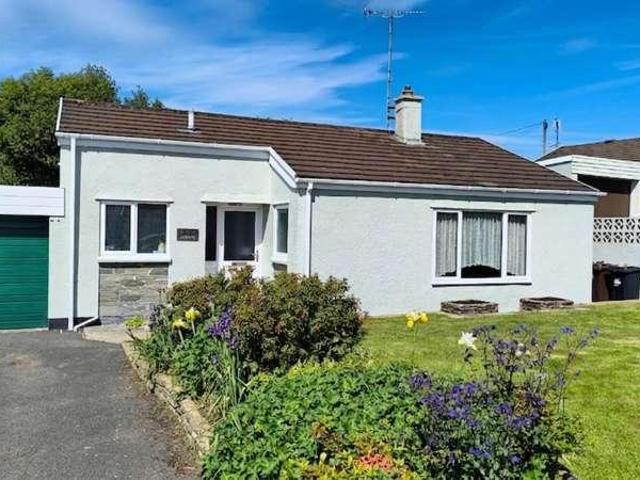 2 bed house for sale