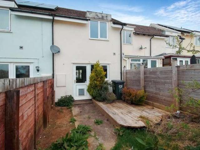 2 bed house for sale