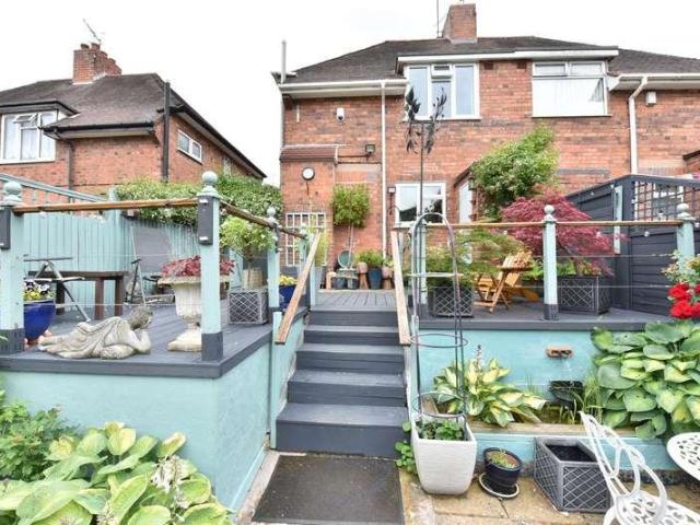 2 bed house for sale