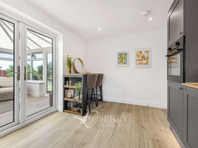 2 bed house for sale